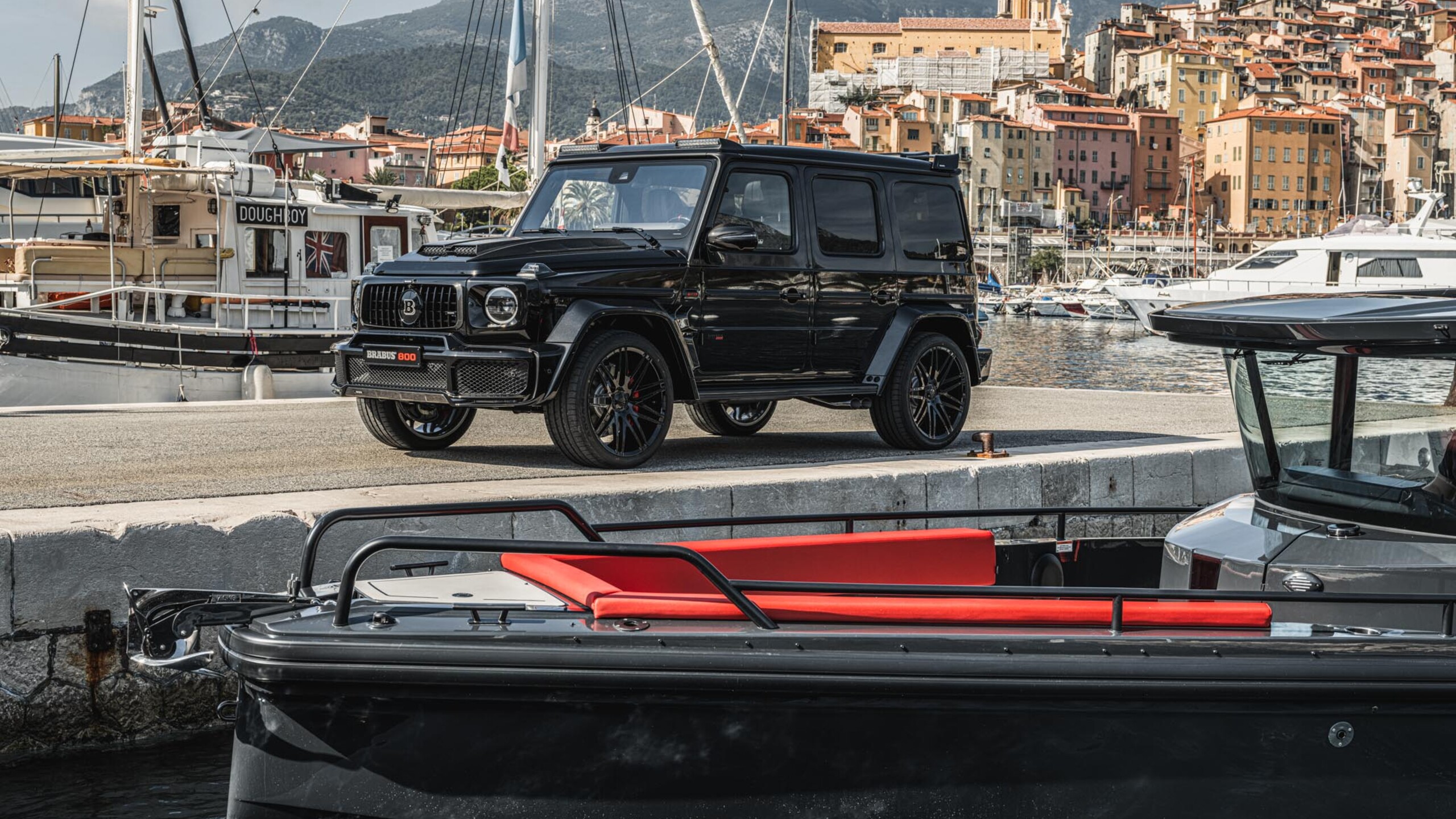 BRABUS Shadow 500 Cabin Black Ops - BRABUS