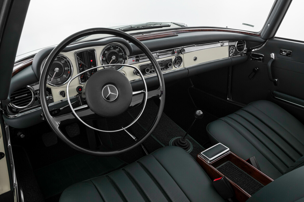 Mercedes-Benz 280 SL Pagode - Classics - Cars | BRABUS