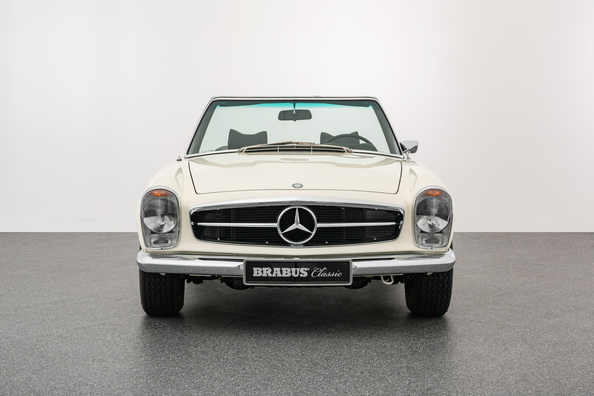 Mercedes-Benz 280 SL Pagode - Classics - Cars | BRABUS