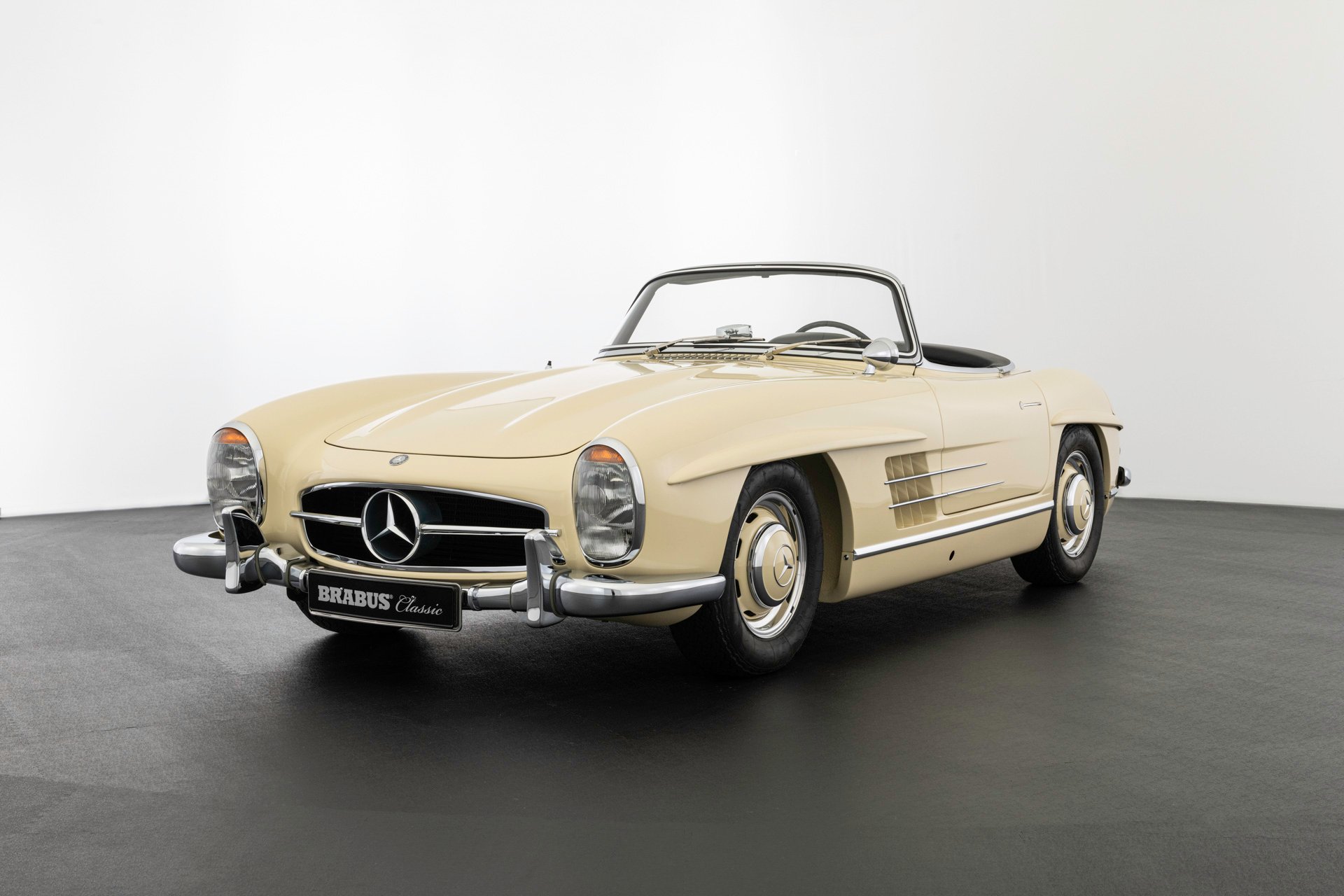 Mercedes-Benz 300 SL Roadster - Classics - Cars | BRABUS