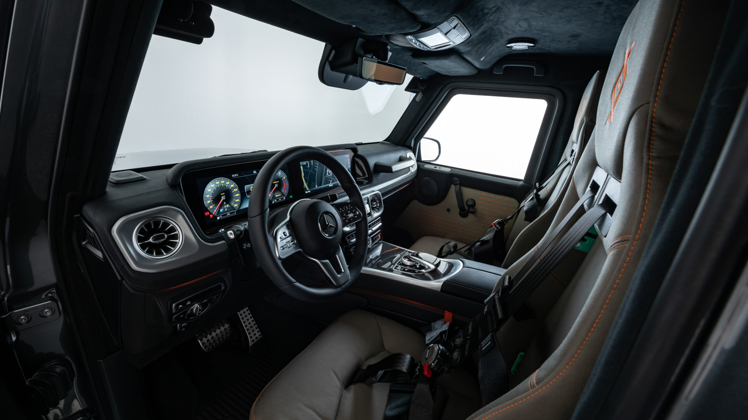 INVICTO MISSION VR6 Plus ERV fully certified armoured vehicle with ...