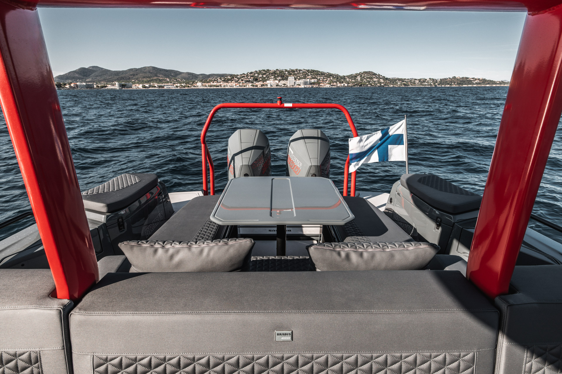 BRABUS Shadow 1000 Sun-Top Phantom Gray Signature Edition - Superboats ...