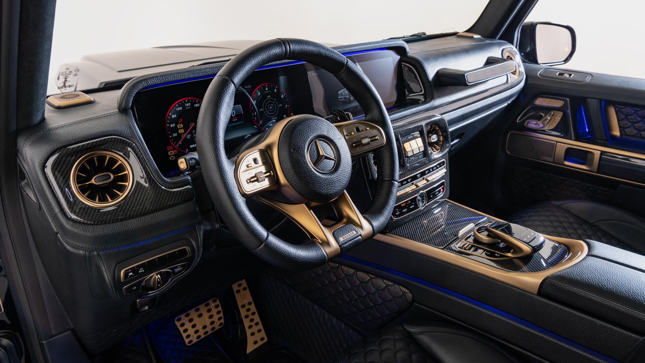 BRABUS Black & Gold Style Interior Mercedes W 463A AMG G 63