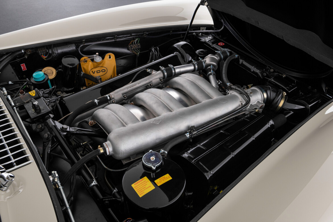 Mercedes-Benz 300 SL Roadster - Classics - Cars | BRABUS