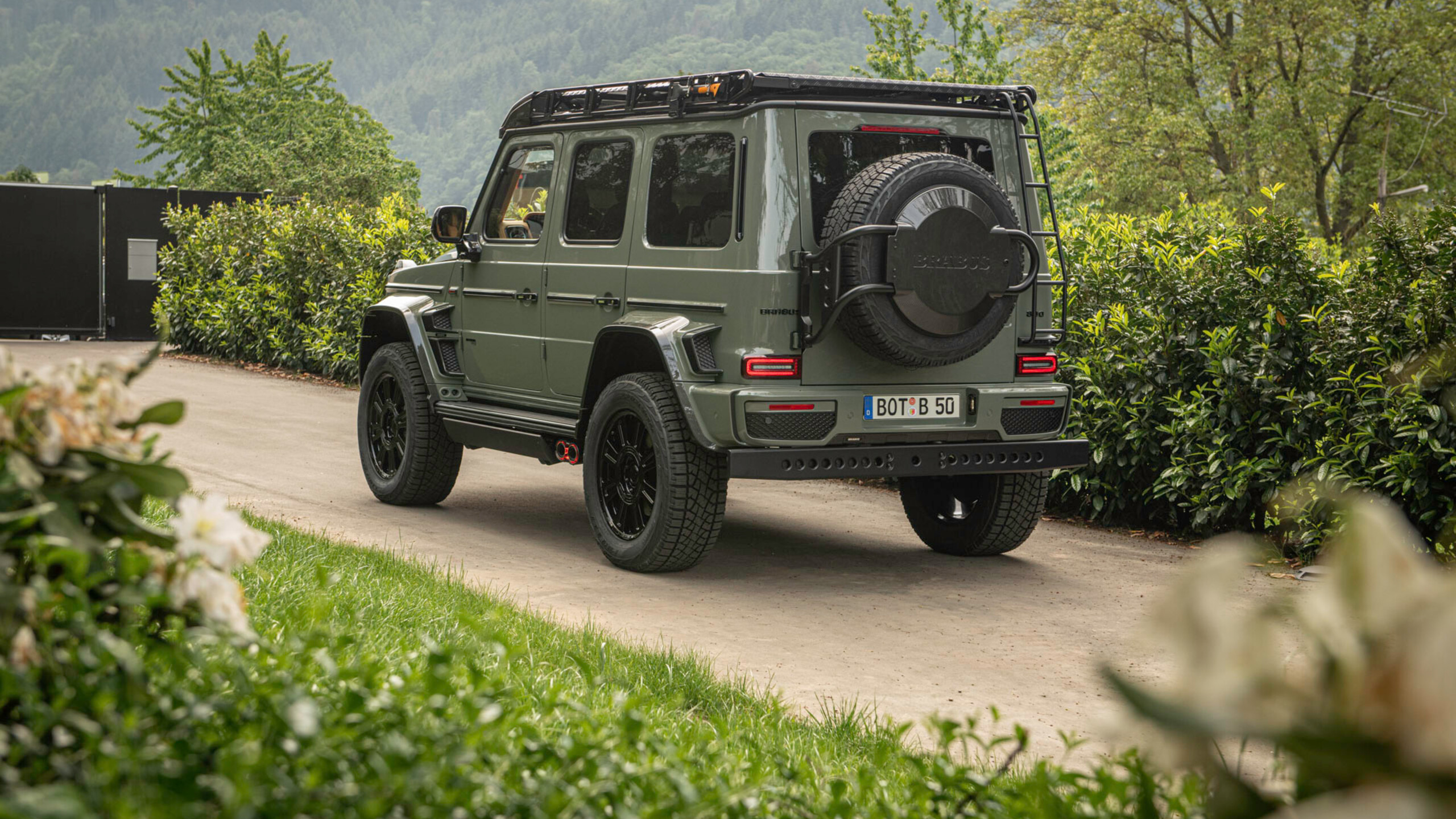 BRABUS 800 4x4² Stealth Green - Supercars - Cars - BRABUS
