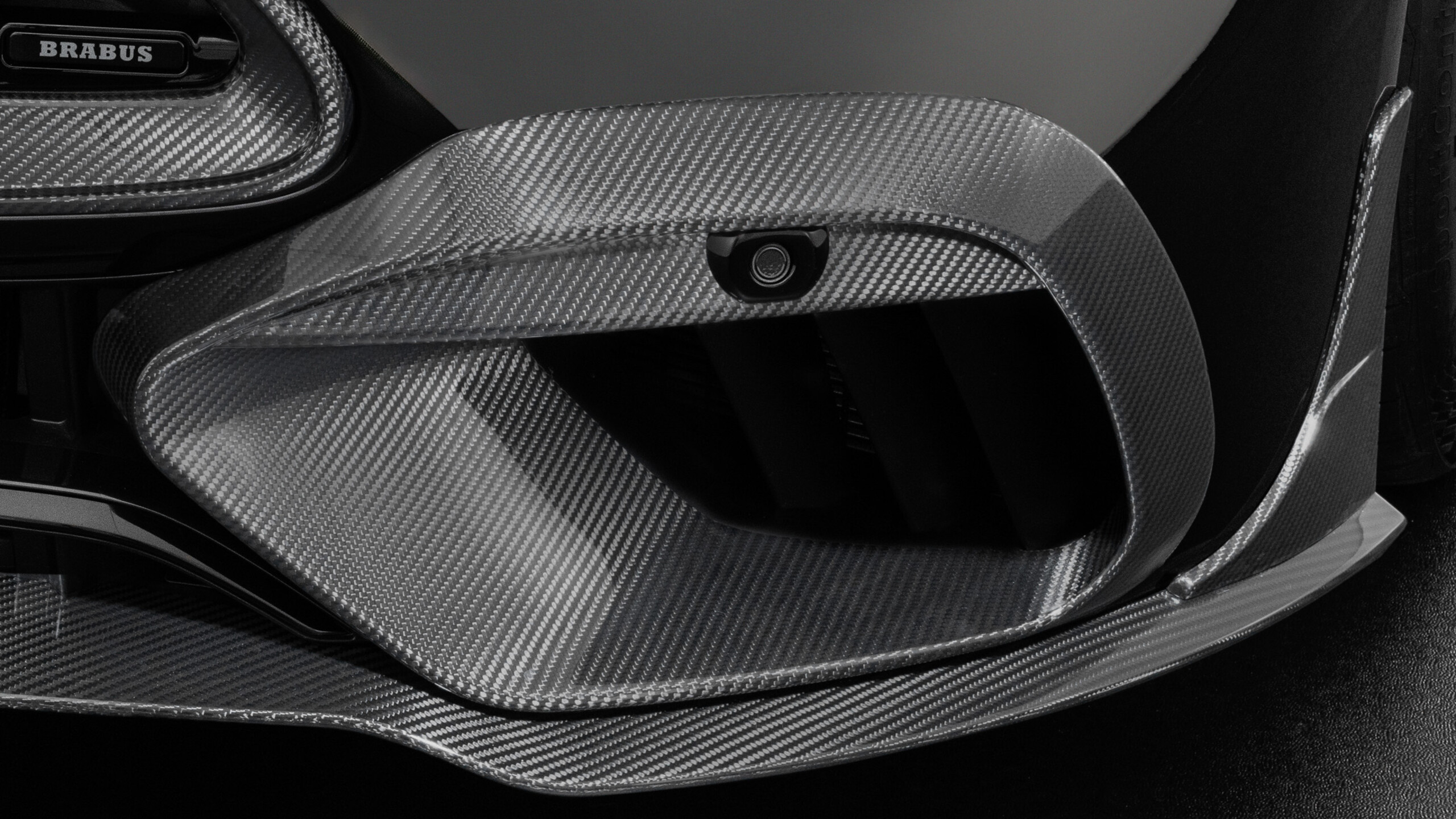 Carbon front fascia attachments Mercedes R 232 AMG SL 63