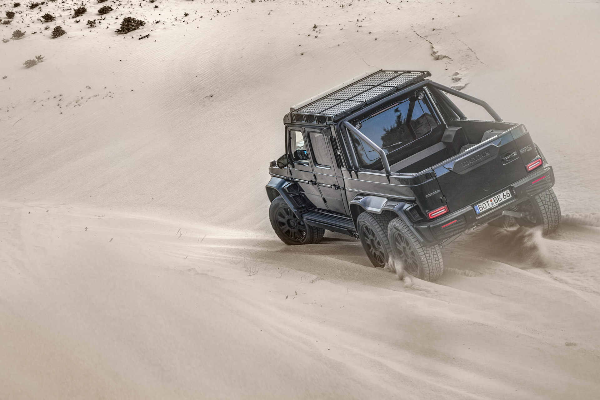 BRABUS XLP 900 6x6 Superblack - News & Events - Brand - BRABUS