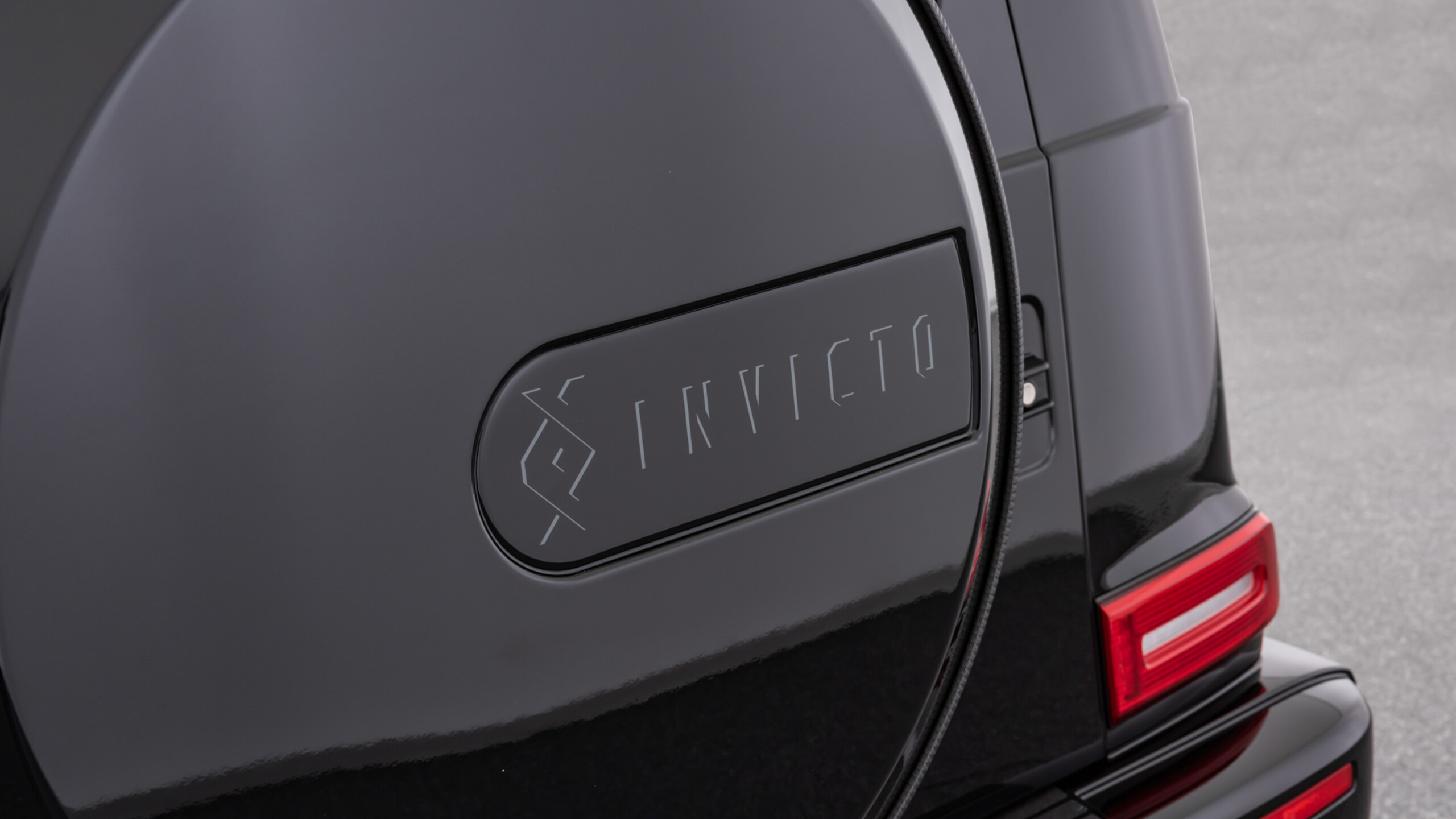 INVICTO PURE VR6 Plus ERV fully certified armoured vehicle with blast ...