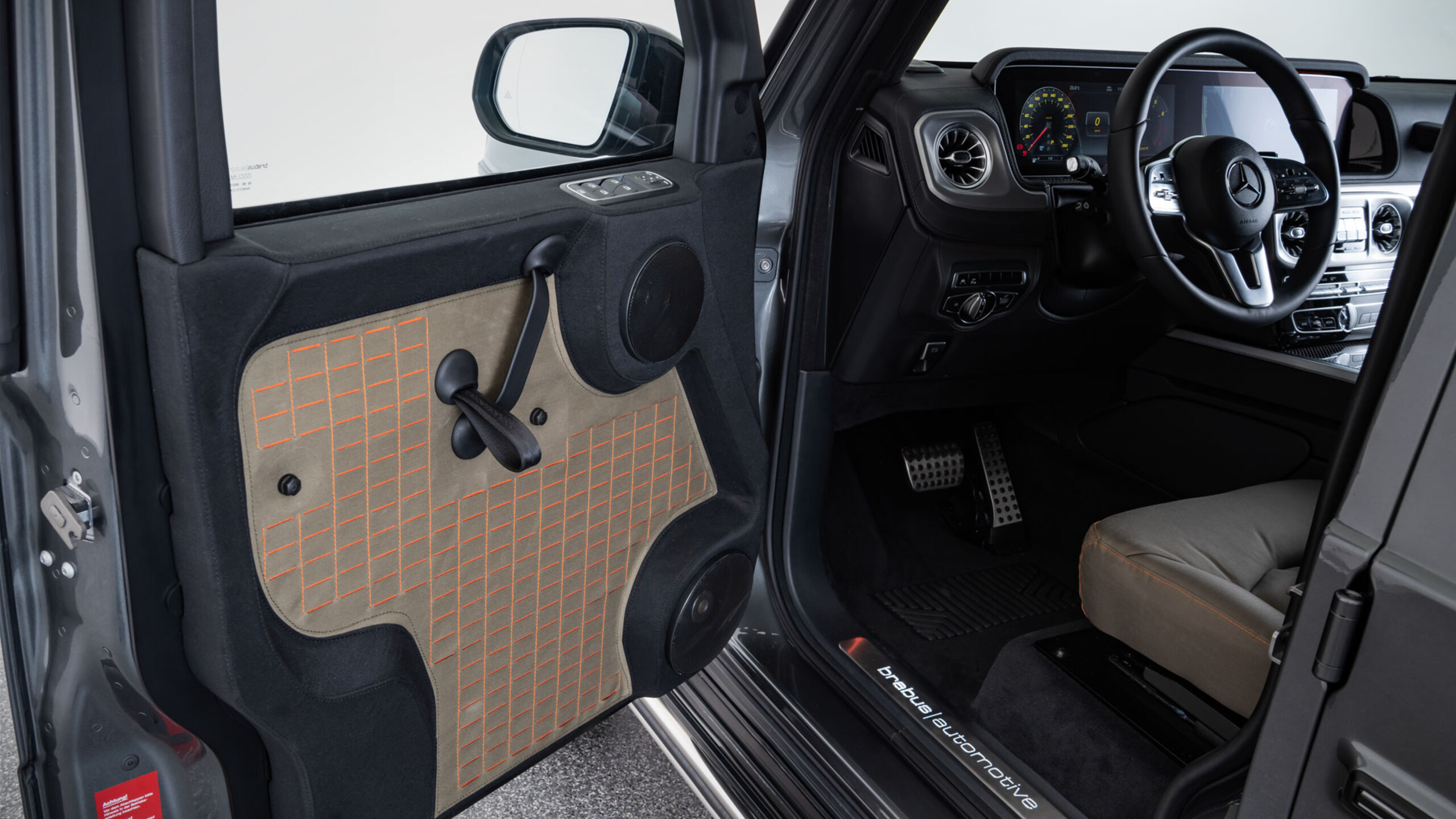 INVICTO MISSION VR6 Plus ERV fully certified armoured vehicle with ...