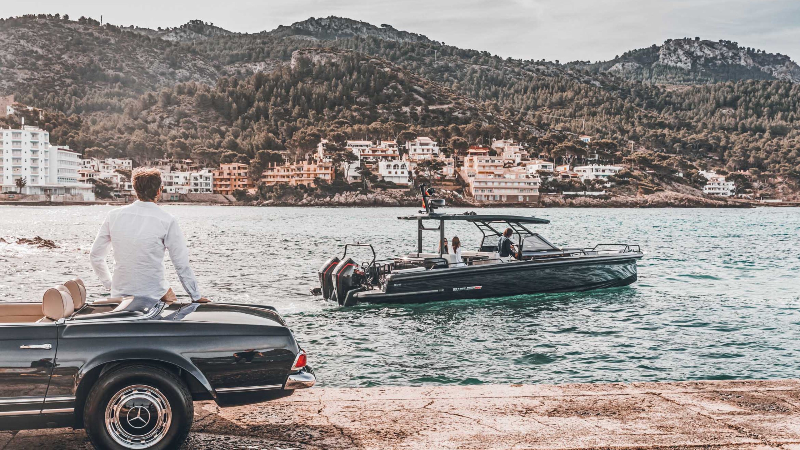 BRABUS Shadow 900 XC Cross Cabin Deep Blue Signature Edition ...