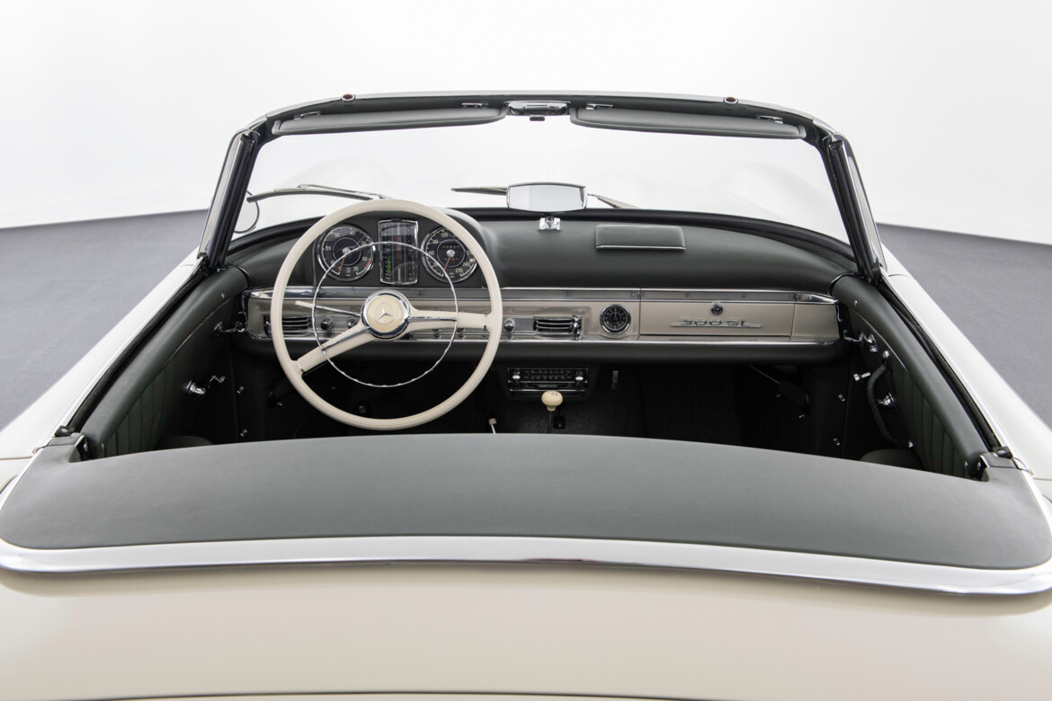Mercedes-Benz 300 SL Roadster - Classics - Cars | BRABUS