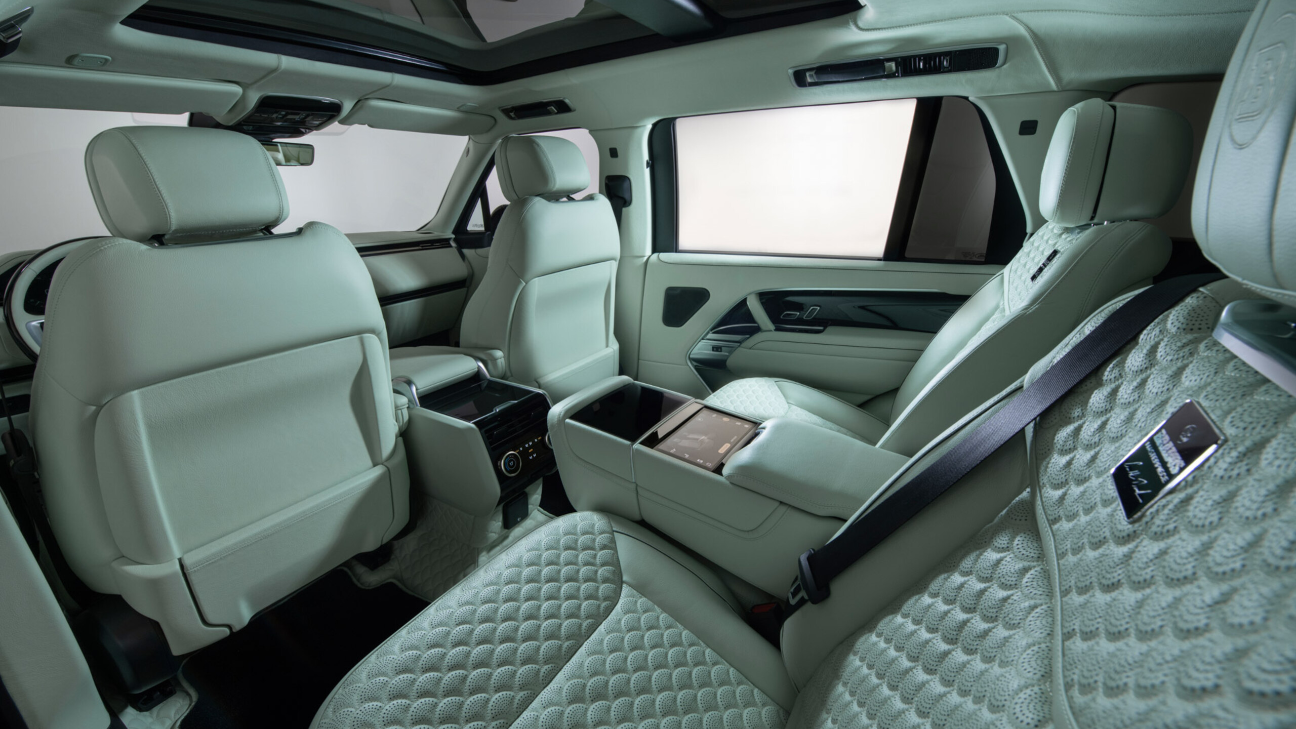 BRABUS 600 - Range Rover LWB P530 Autobiography - Cars for Sale - Cars ...