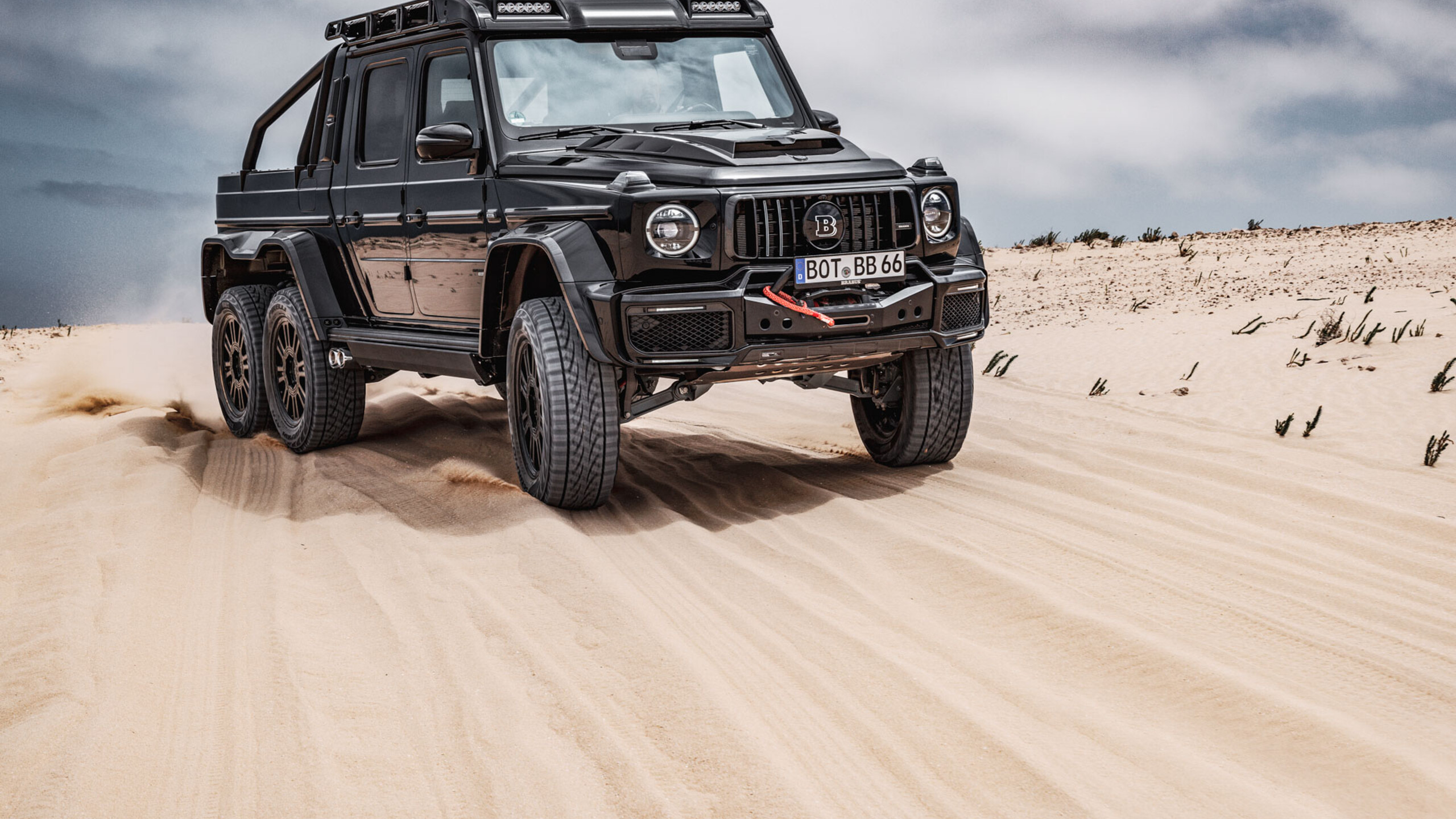 BRABUS XLP 900 6x6 Superblack - Supercars - Cars - BRABUS