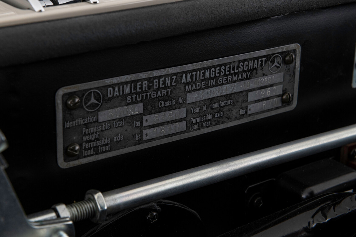 Mercedes-Benz 300 SL Roadster - Classics - Cars | BRABUS