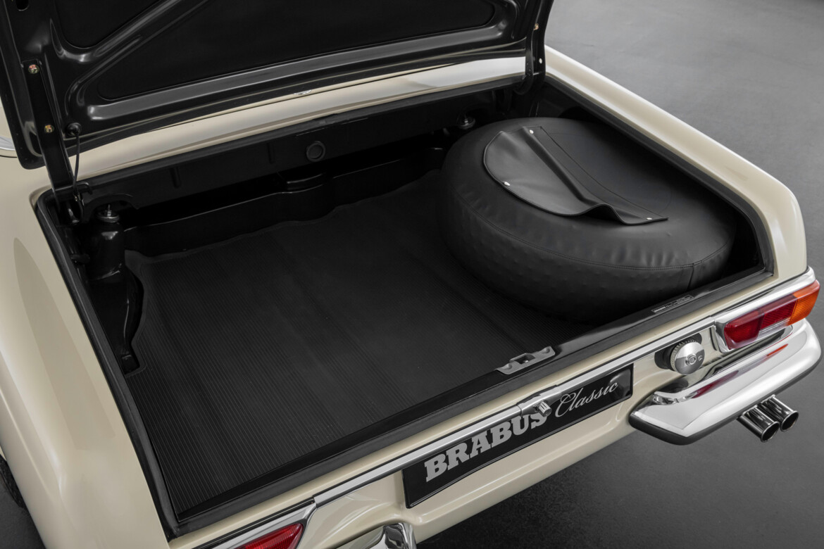 Mercedes-Benz 280 SL Pagode - Classics - Cars | BRABUS