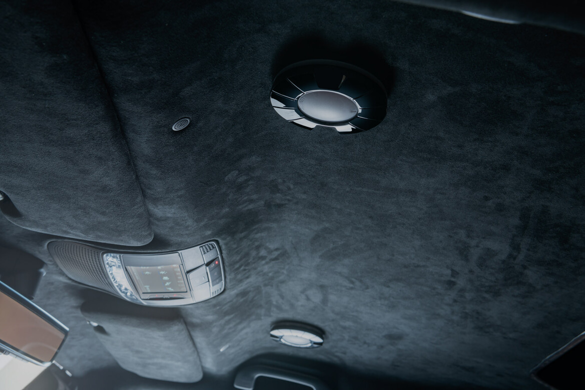 INVICTO MISSION VR6 Plus ERV fully certified armoured vehicle with ...