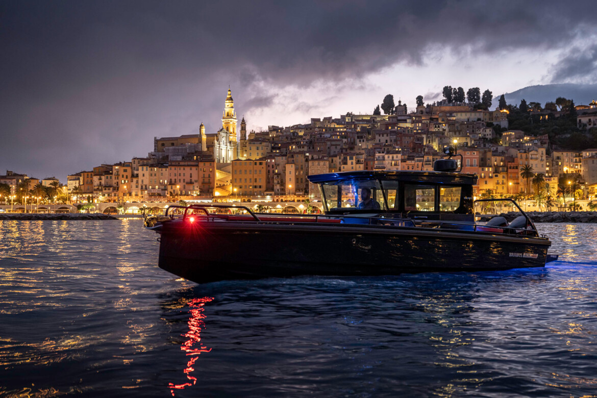 Shadow 500 Black Ops Cabin - Boats for Sale - For Sale | BRABUS