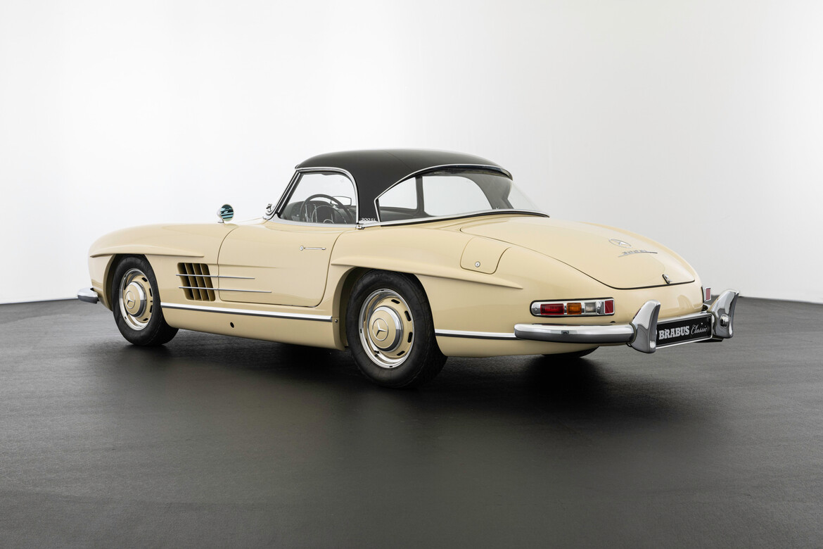 Mercedes-Benz 300 SL Roadster - Classics - Cars | BRABUS