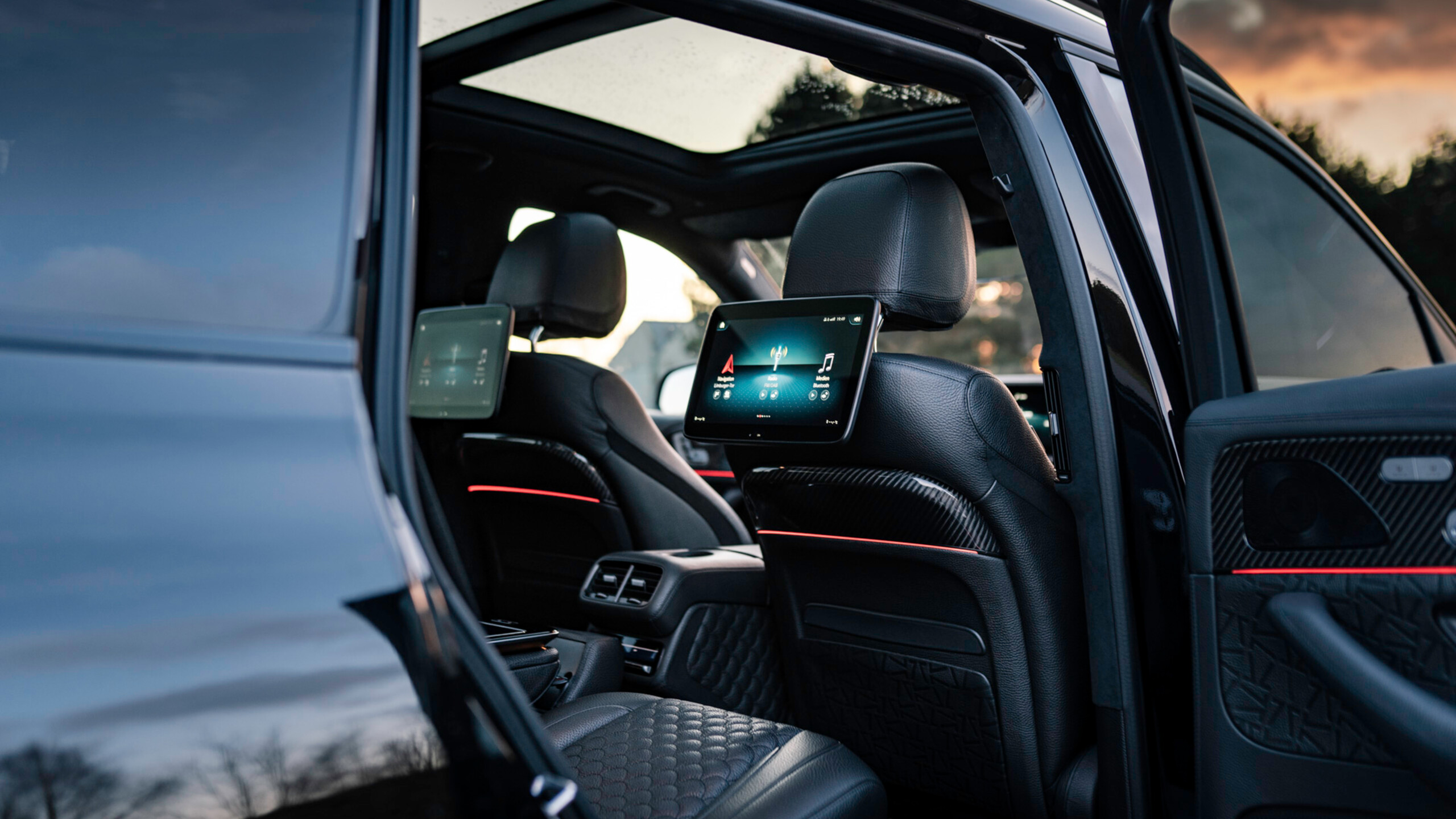 BRABUS 900 SUPERBLACK - BRABUS