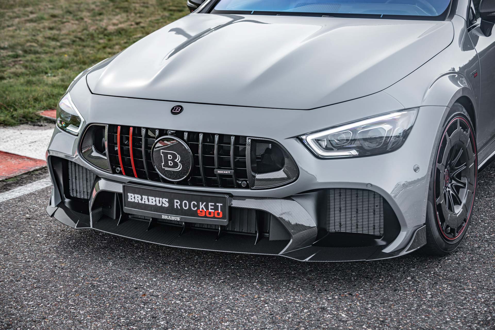 Новый Brabus Rocket на основе 4-х дверного купе Mercedes-AMG GT ...