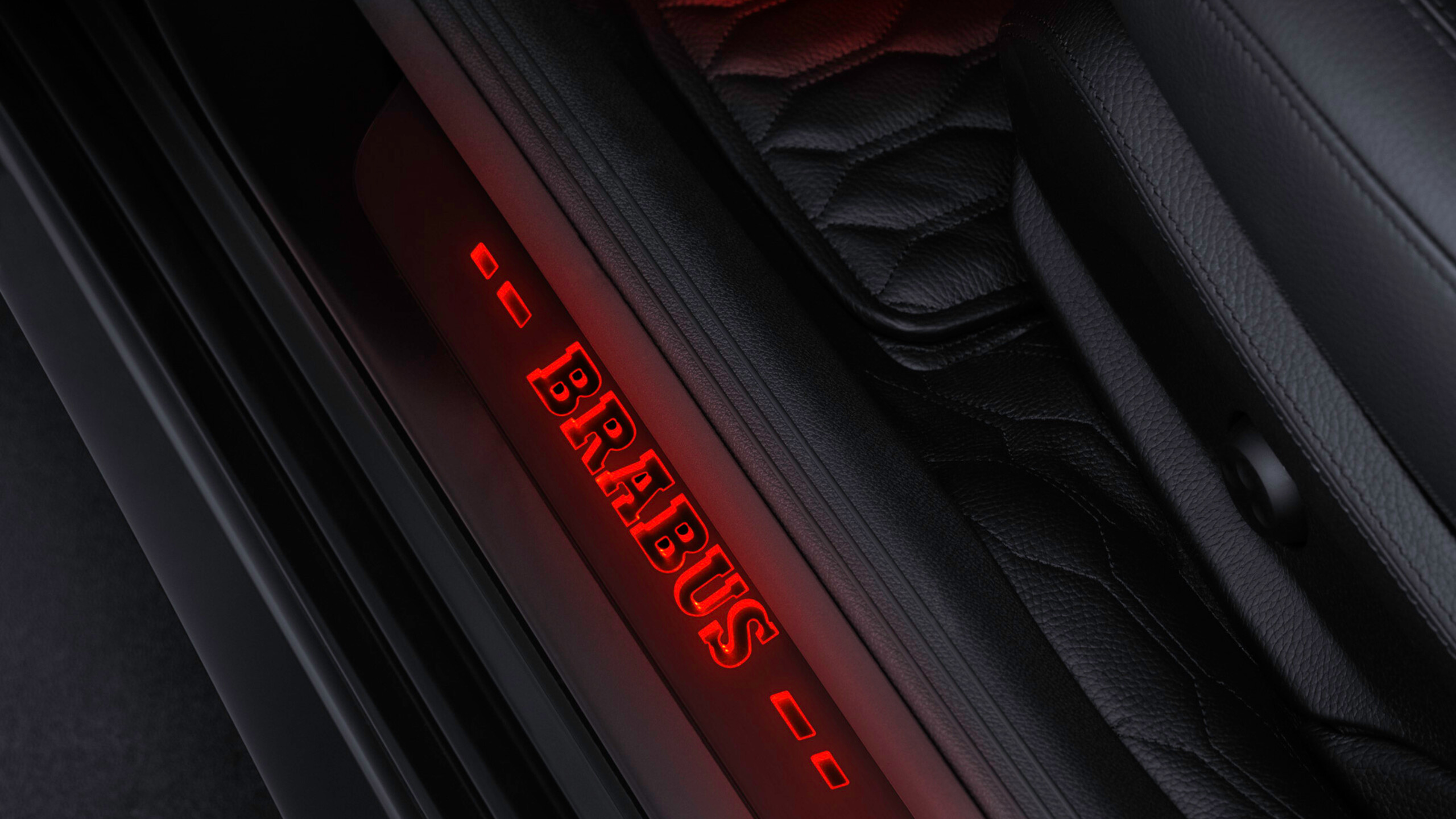 BRABUS Rocket 1000 "1 of 25" - Supercars - Cars - BRABUS