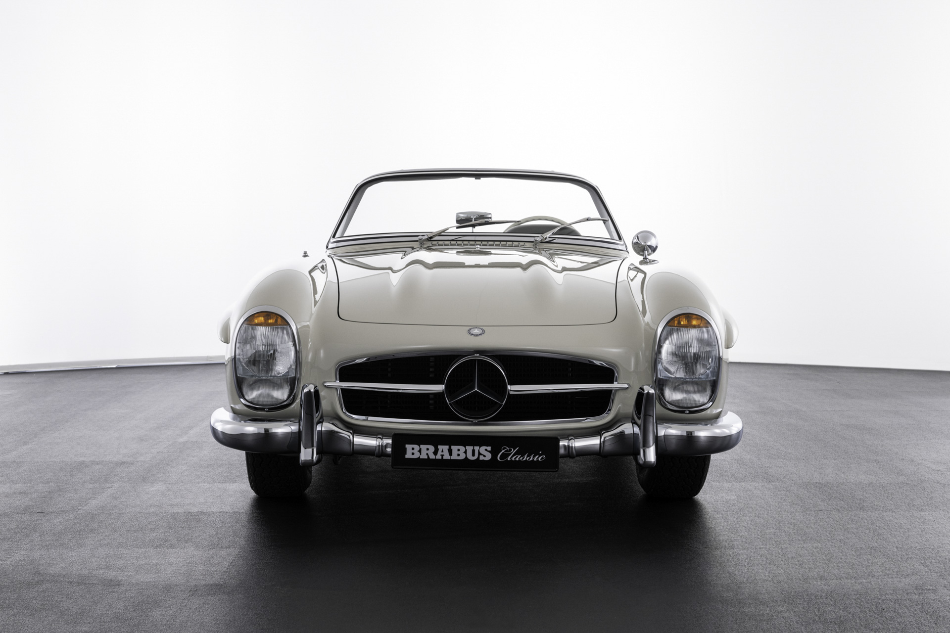 Mercedes-Benz 300 SL Roadster - Classics - Cars | BRABUS